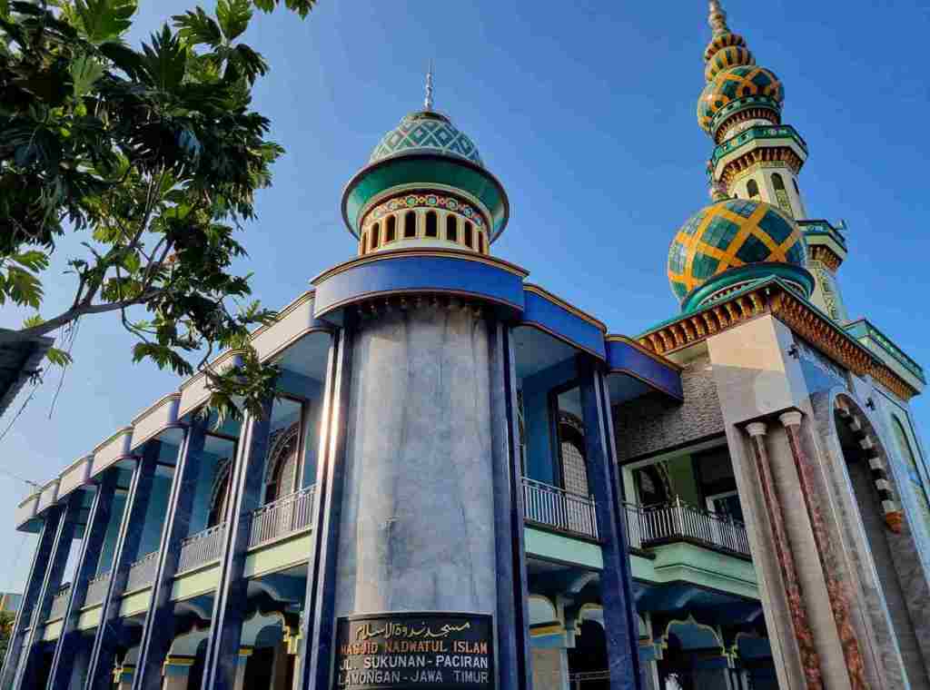 Paciran, Potret Desa Berbasis Masjid dan Musala di Pantura | Majelis ...