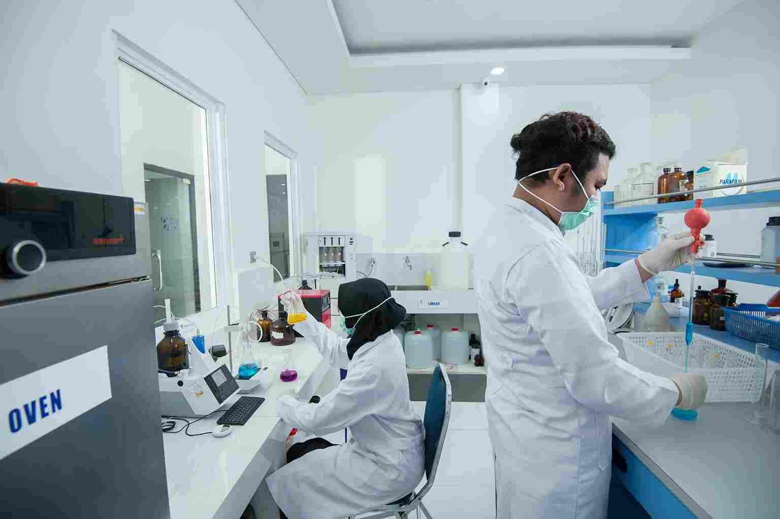 Riset Halal Lokal: DNA, Reagen, dan Standar di LPPOM MUI - Majelis ...